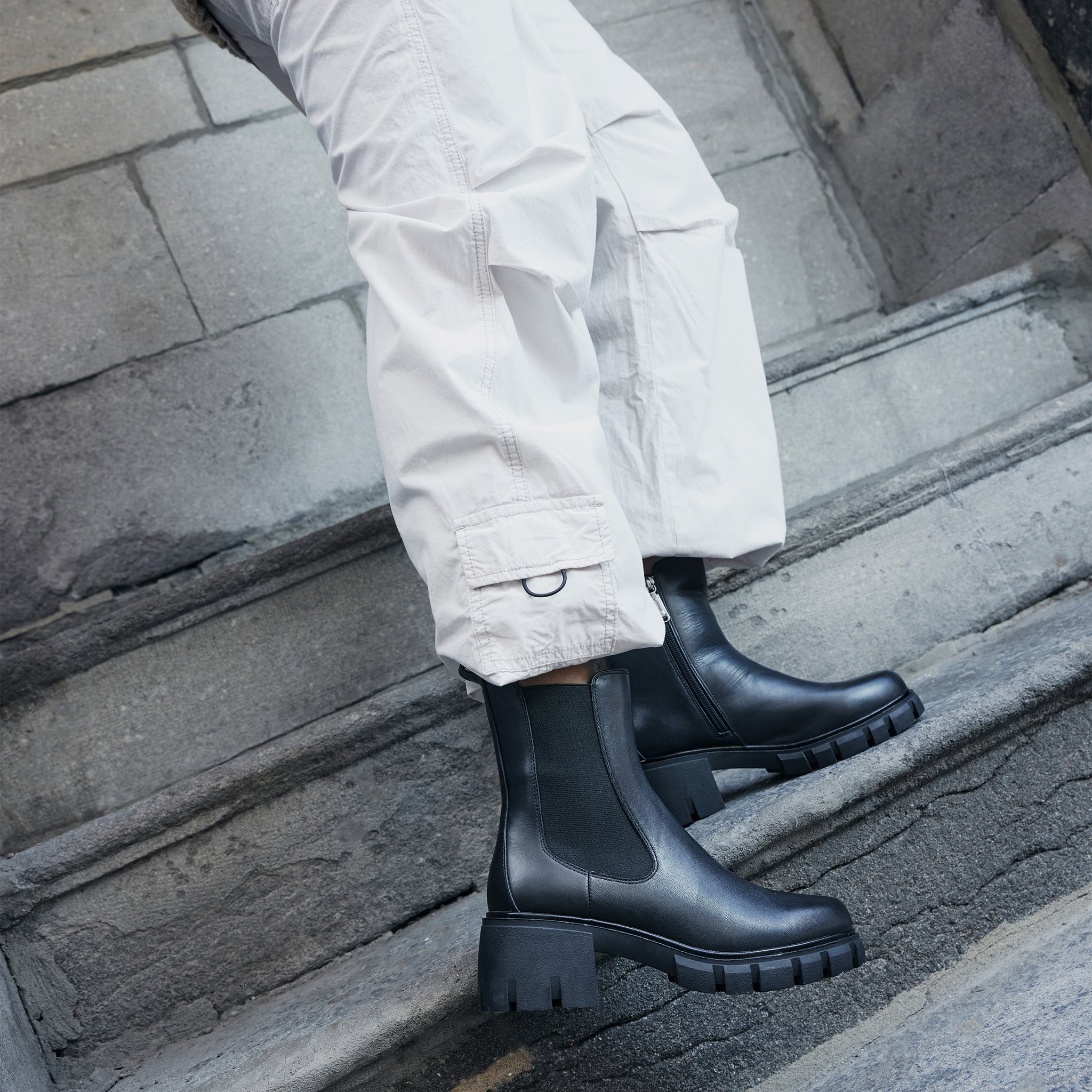 HEATHER Black Leather Ankle Boot | Women's Waterproof Boots – Blondo